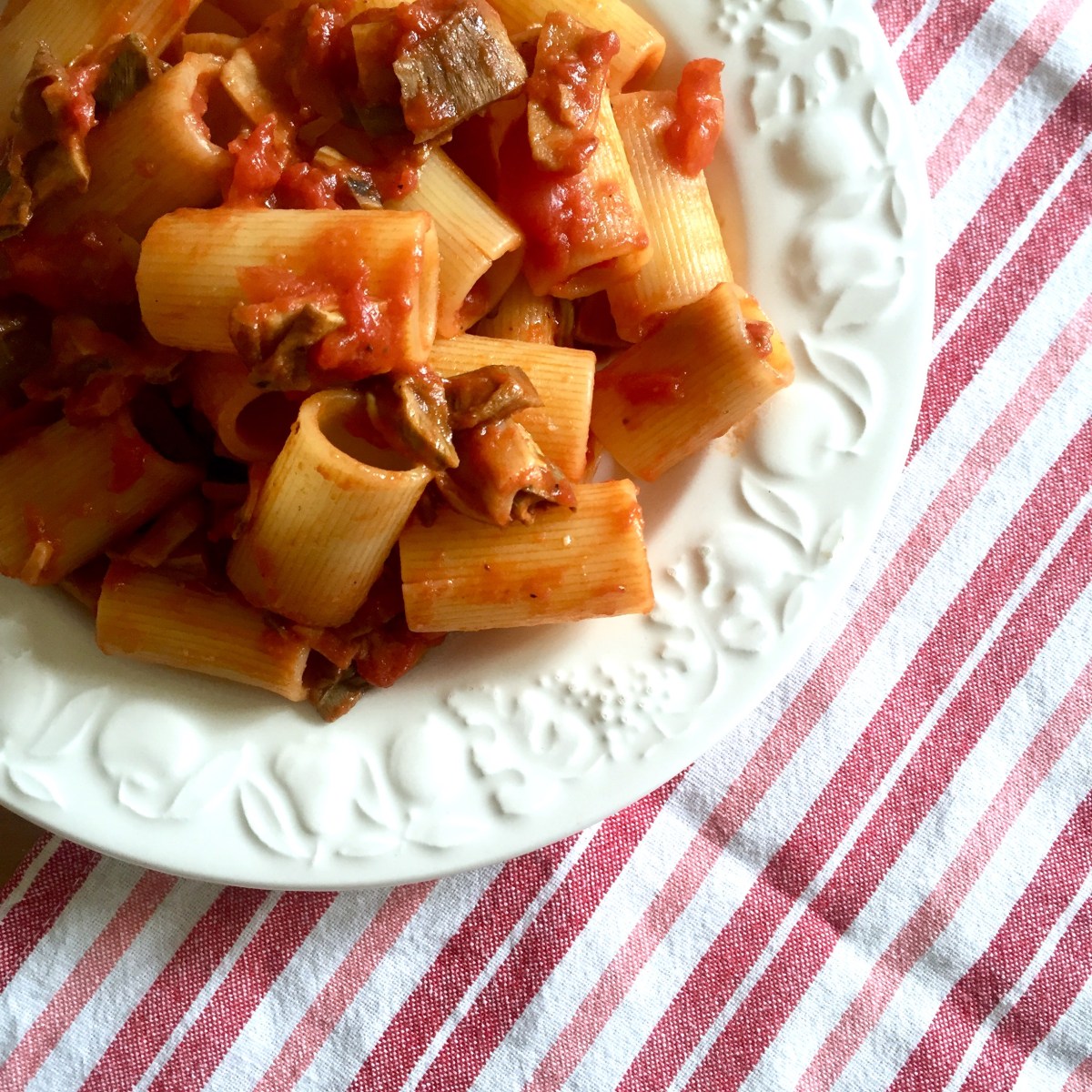 Rigatoni with porcini mushrooms (vegan) | A Year in Dinners